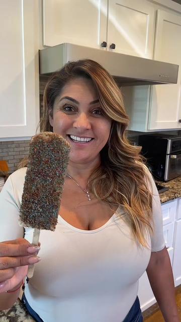 Download a video of @jennymartinezzz