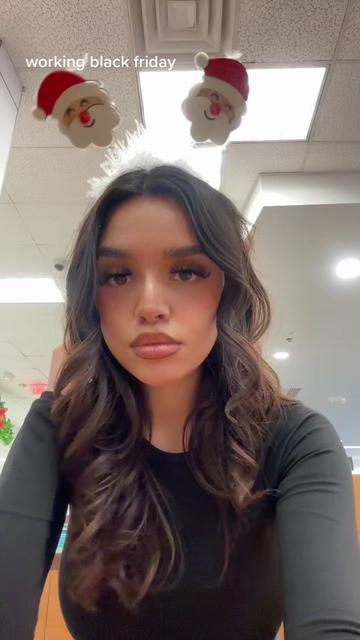 Download a video of @_erikamdiaz