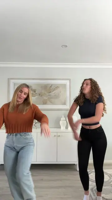 Download a video of @laura.mjj