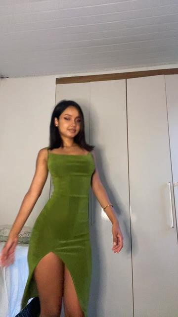 Download a video of @mari.aminah